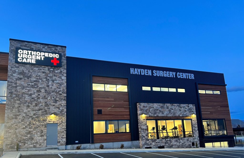 Hayden Surgery Center - Modern Glass Co.